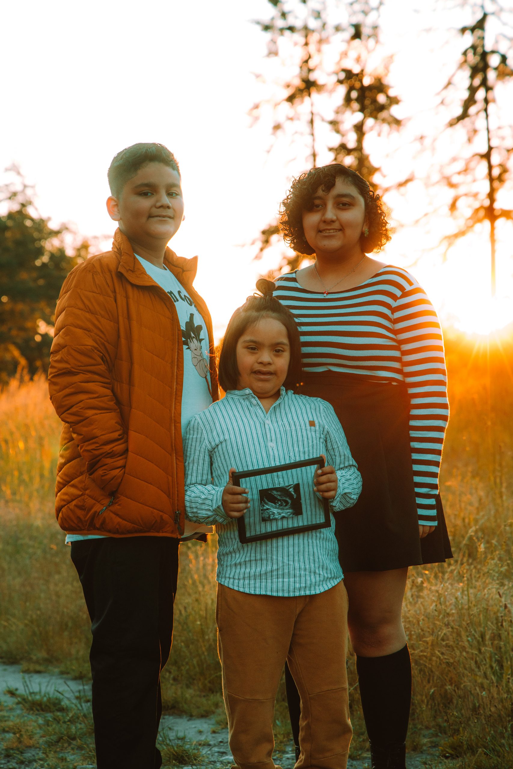 Fort Steilacoom Park Family Portrait Photoshoot | Erick Ramirez Photography